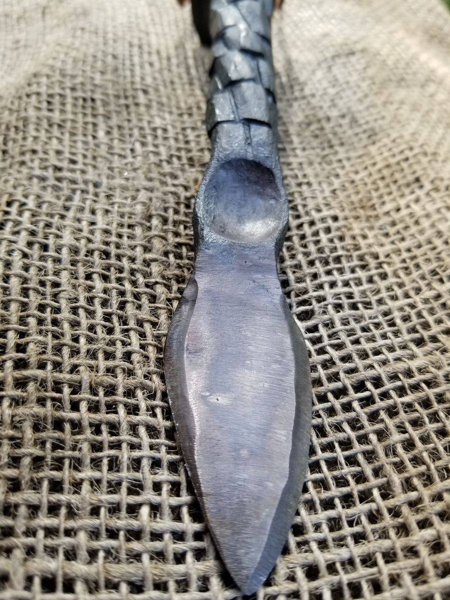 Gator Tail Shuckin' Spike – Old Town Blacksmith and Supply