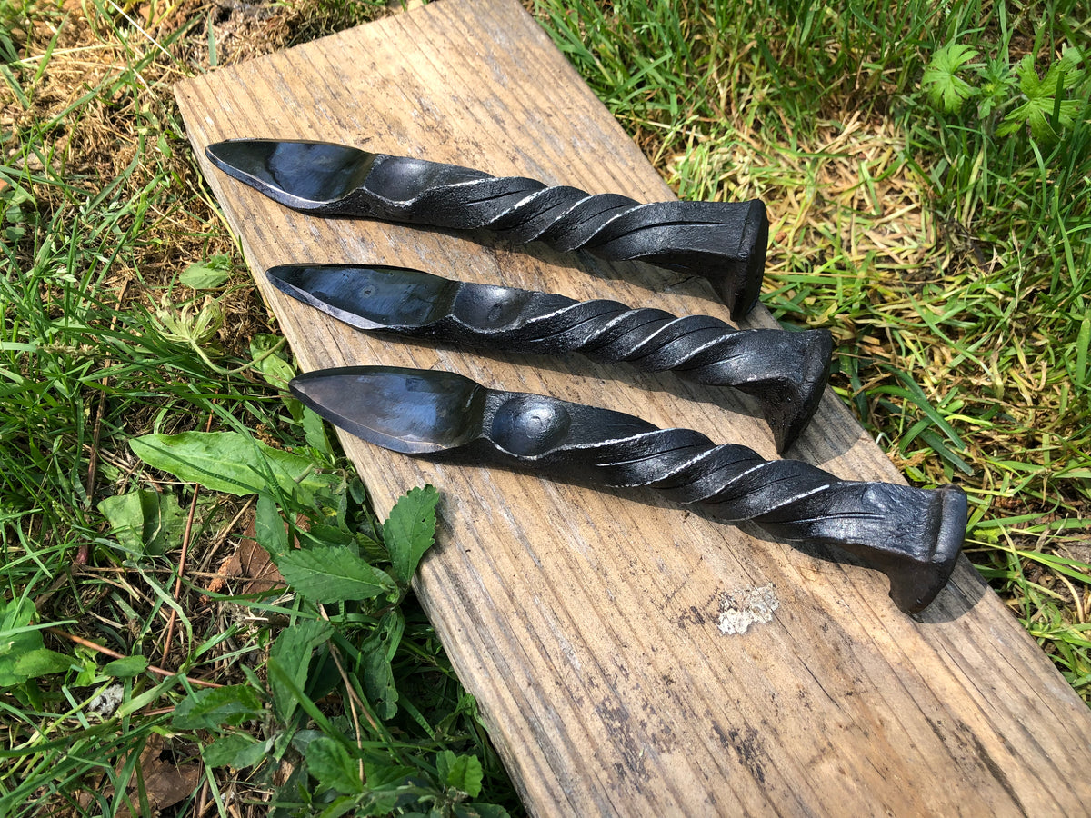 Double Twist Spike – Old Town Blacksmith and Supply